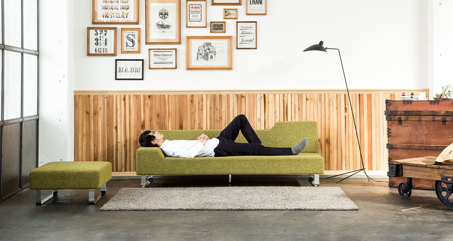 お昼寝に適したロータイプソファ - SIESTA シエスタ | ソファ専門店FLANNEL SOFA